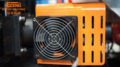 Cina 4 Cavità macchina di produzione di bottiglie per animali completamente automatica costo in vendita