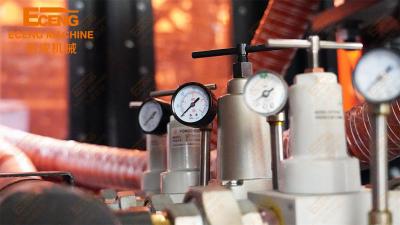 Cina K5L4 Pet Oil Bottle Stretch Blowing Machine Alta velocità 380V 50HZ in vendita