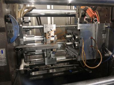Cina Iso dello SGS di plastica della muffa della bottiglia delle cavità dei produttori 4 del processo di soffiatura in forma dell'ANIMALE DOMESTICO di Eceng in vendita