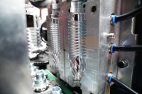 China 2 Cavity 3000 BPH Fully Automatic PET Bottle Blowing Machine 2L 380V for sale