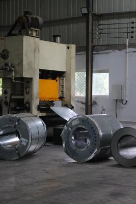 China 304 Stainless Steel Slotted Hole Perforated Metal Sheet For Chemical Filtration for sale