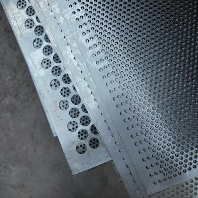 China 1.8mm 201 Perforated Stainless Steel Sheet Decorative Ceiling Punching Sheet for sale