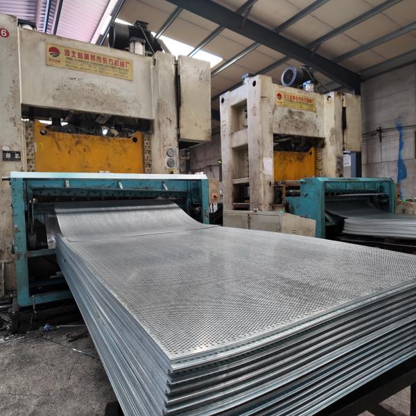 Quality embossed Galvanized Perforated Metal Sheet 1000×2000mm 1.5mm Thick for sale