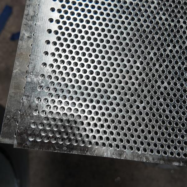 Quality 2mm Thick 304 Punched Stainless Steel Sheet For Medicinal Drying for sale