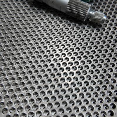 China 2.5mm Thick Galvanized Perforated Mesh for Balcony Protection for sale
