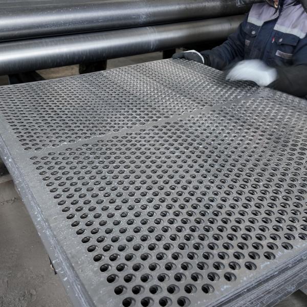 Quality 2.5mm Thick Galvanized Perforated Mesh for Balcony Protection for sale