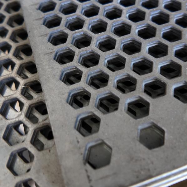 Quality Hexagonal Hole Decorative Perforated Metal Sheet Custom Thickness 0.5mm-3mm for sale