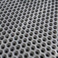 China Hot Dipped Galvanized Hexagonal Hole Perforated Mesh Panel 1.5mm Thickness for Building Decoration for sale