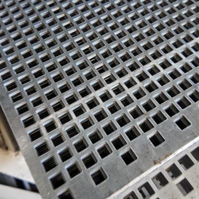 China Square Hole Perforated Plate for Filtration & Purification Custom Size Available for sale