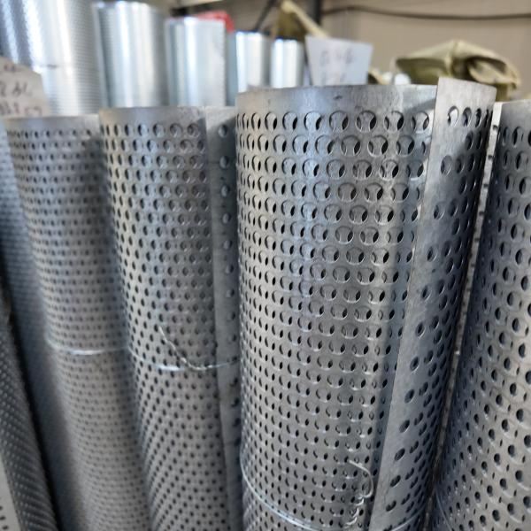 Quality 1000*2000mm Galvanized Perforated Mesh Crusher Screen Plate for sale