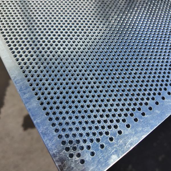 Quality 1000*2000mm Galvanized Perforated Mesh Crusher Screen Plate for sale