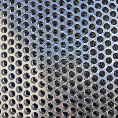 China 3mm Thick Stainless Steel Punched Metal Sheets 3 Holes Per Inch for sale