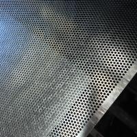 China 1mm Galvanized Perforated Mesh Construction Hoarding Wind Resistance 1.22x2.44m for sale