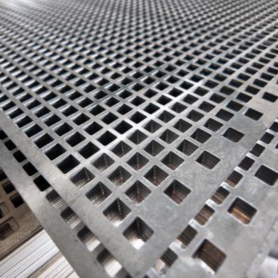 China Square Perforated Aluminum Sheet For Decoration Customizable Color for sale