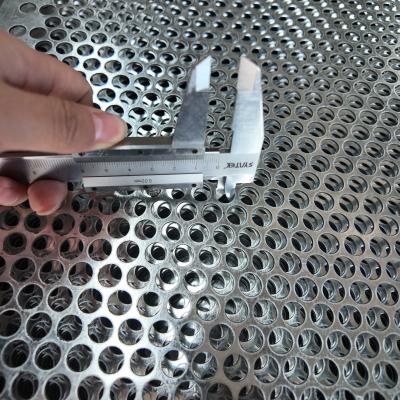 China Round Anti Slip Strip Grip Strut Safety Grating Perforated Grip Strut Plank for sale