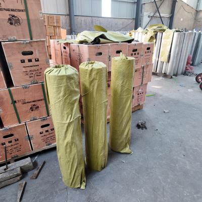 China 304 Stainless Steel Bar Grating With Round Holes For Fish Ponds for sale