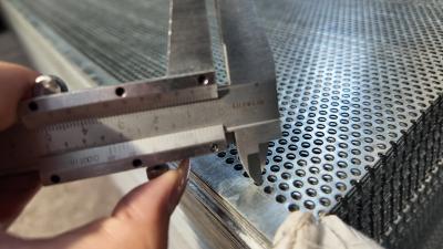 China 3mm Thick Custom Hole Size Perforated Aluminum Sheet for sale