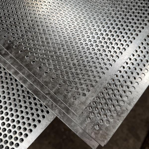 Quality 0.5mm - 50mm Round Hole Perforated Sheet Galvanized 1000*2000mm for sale