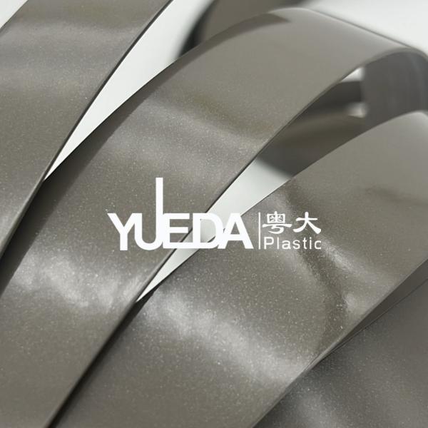 Quality High Gloss PVC Edge Banding Tape 0.4MM-3MM Thickness Wear Resistance M9038 for sale