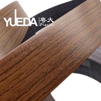 China brown wide-edge edge banding strips with wood grain patterns that simulate the texture and color of wood-M5782 for sale