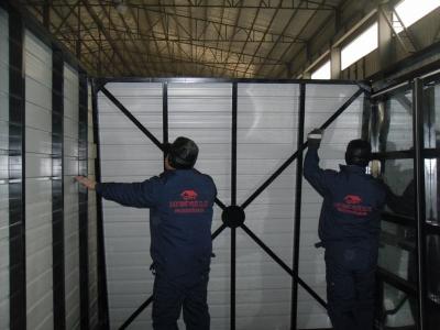 Cina Garage d'acciaio pieghevole flessibile del Carport con la lamiera di acciaio galvanizzata in vendita