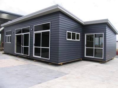 China Earthquake-Proof Prefabricated Light Steel Frame Houses Portable For Holiday for sale