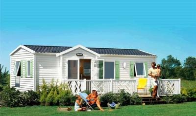 China White Prefabricated Mobile Homes , Prefab Mobile Homes With Customer’s Request for sale