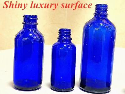 Cina 20 ml 30 ml siero di olio essenziale per la cura della pelle bottiglia di confezione cosmetica Cobal Blu Glass Dropper Bottle con Dropper in vendita