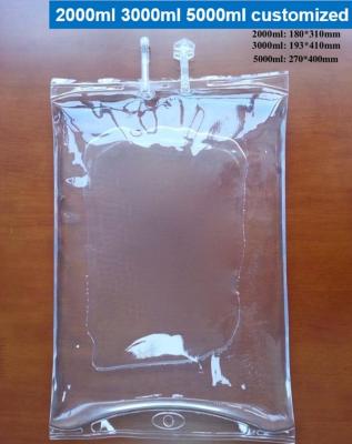 Cina 2000 ml 3000 ml 5000 ml Butterfly Dual Port Twist Off Transfusion Sacchetto di infusione monouso in PVC per veterinari in vendita