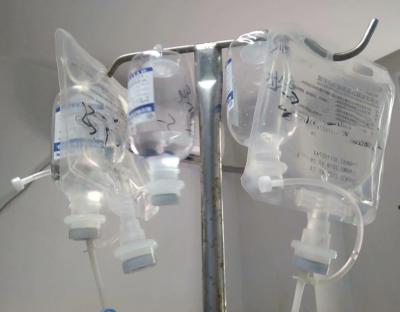 Cina 100 ml 250 ml 500 ml sacchetto per infusione di soluzione salina PVC sacchetto per infusione medico a pressione unica IV sacchetto per infusione non in PVC in vendita