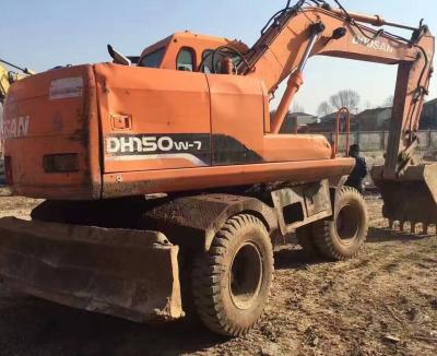China secondhand doosan wheel excavator 130-5 tyre excavator for sale