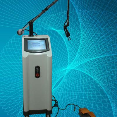 China CE Certificated Scar Removal Laser Machine Vaginal Tightening Laser CO2 Fractional Laser for sale
