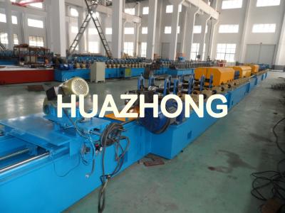中国 0.22 - 0.35mm の厚さのアルミニウム物質的なドイツの設計のための機械を形作る高速 45mm の圧延シャッター スラット 販売のため