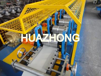 中国 0.22 - 0.35mm の厚さ PU Jection のための機械を形作る 11kw ローラー シャッター ドア ロール 販売のため