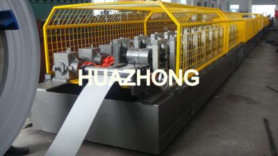 中国 シャッター ドア/ガレージのドアのための機械を形作る油圧圧延シャッター スラット 販売のため