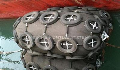 China Marine Pneumatic Rubber Fenders Pneumatic Yokohama Fender for sale