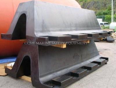 China Arch Type Marine Dock Rubber Fenders For Wharf Protection for sale