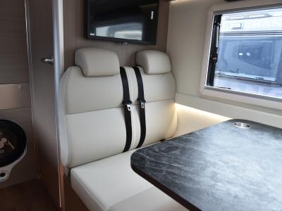 China Changan Fengjing Voyager Interstellar RV Hybrid Hunter Pickup Sunroof None Touch Screen Yes for sale