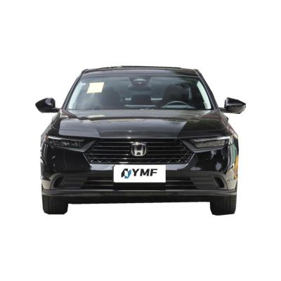 China Accord Sedan Carros de gasolina acessíveis com assentos de couro e ajuste manual do copiloto à venda