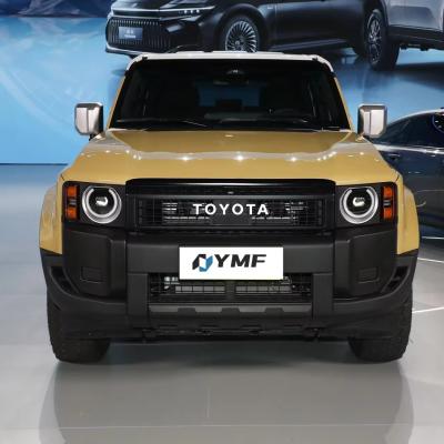 Cina Auto SUV Toyota Prado ad alta velocità con volante multifunzione e fari a LED in vendita