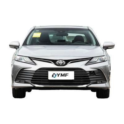 Cina 2023 Toyota Camry Automobile ibrida a benzina a benzina con touch screen e fari a LED in vendita