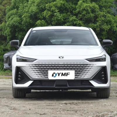 Cina 2023 Changan UNI-V 1.5t Compact Sedan Auto di medie e grandi dimensioni con struttura di carrozzeria a 4 porte in vendita