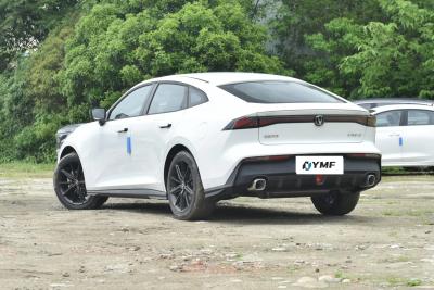 Cina 2023 Changan UNI-V 1.5t Compact Sedan Auto di medie e grandi dimensioni con struttura di carrozzeria a 4 porte in vendita