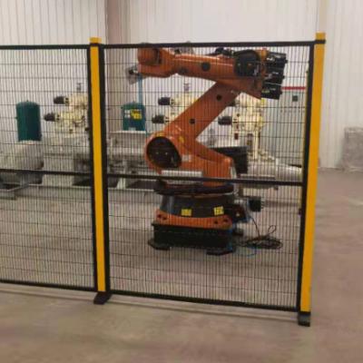 China Automatic Protection Robot Safety Fence Welded Wire Square Hole for sale