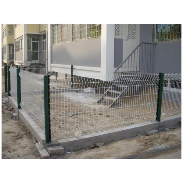 Quality Black Iron 3D Wire Mesh Fence Folded Wire European Pole Hot Dip Galvanized for sale