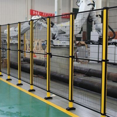 China Providing Physical Segregation Robot Safety Fence to Protect Personnel and Equipment in Automated Industrial Settings for sale