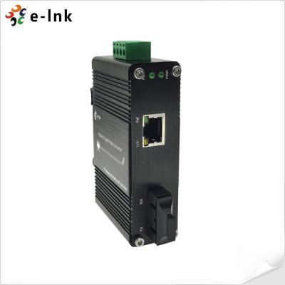 China Mini Industrial 100/1000BASE-X To 10/100/1000BASE-T 30W PoE+ Media Converter for sale