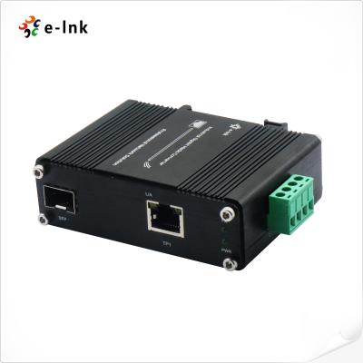 Cina Mini Industrial 10/100/1000Base-T a 100/1000Base-X SFP Ethernet Media Converter in vendita