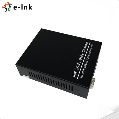 Cina PoE ((PSE) 10/100/1000Base-TX a 1000Base-X SFP Media Converter in vendita