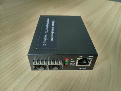 China 1x10/100BASE-T naar 2x100BASE-X SFP-mediaconverter met ingebouwde stroomtoevoer Te koop